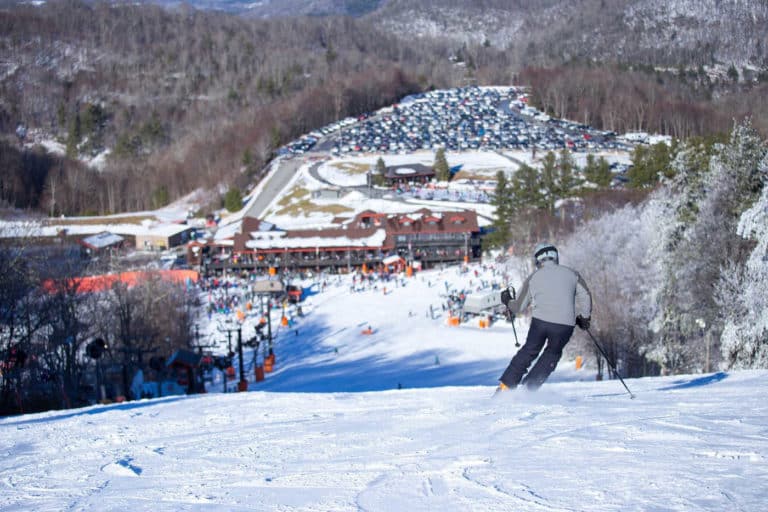 BEECH MOUNTAIN SKI RESORT: A GREAT FAMILY SNOW VACATION DESTINATION