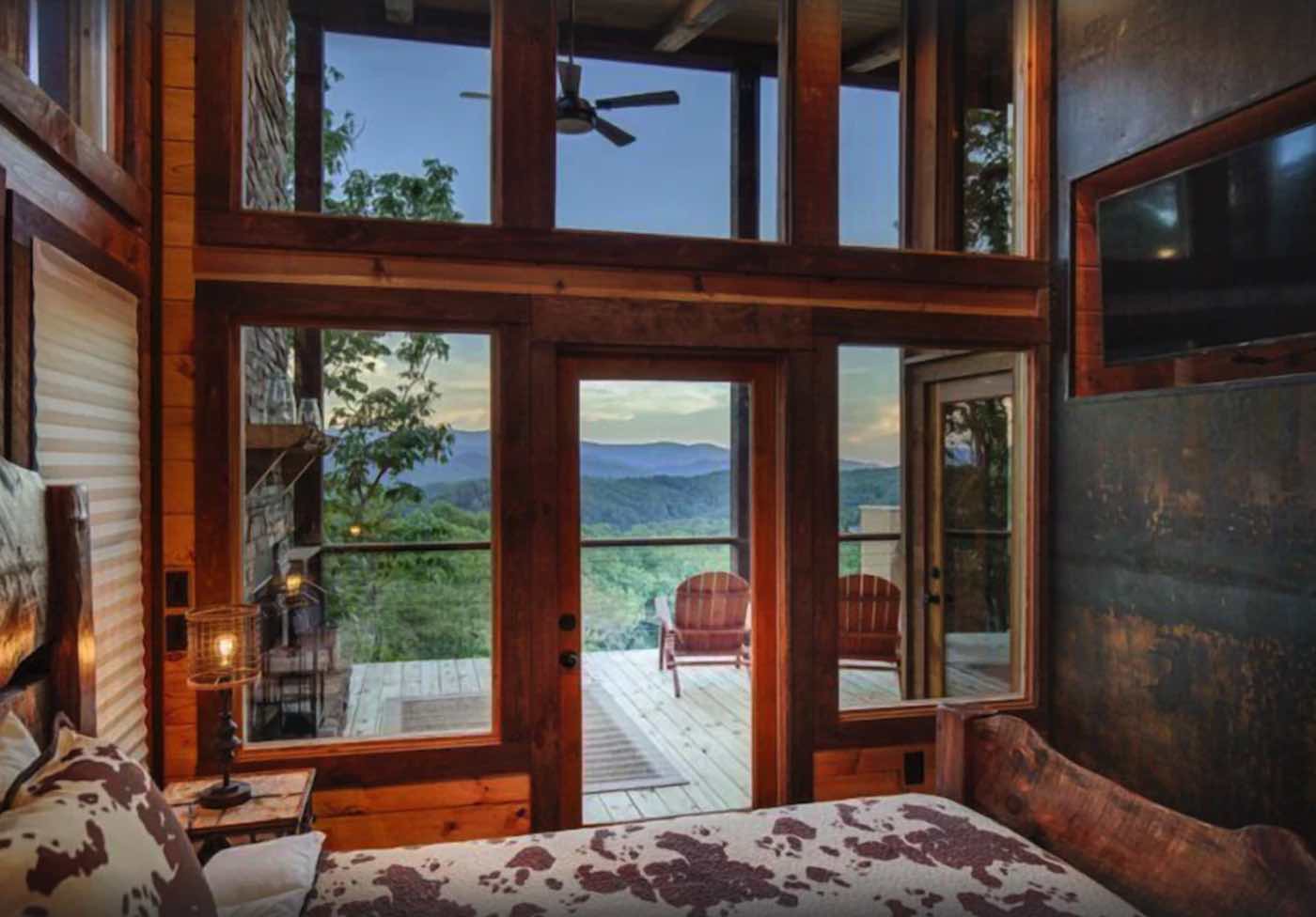 33 Dreamy Blue Ridge Cabins (2024)