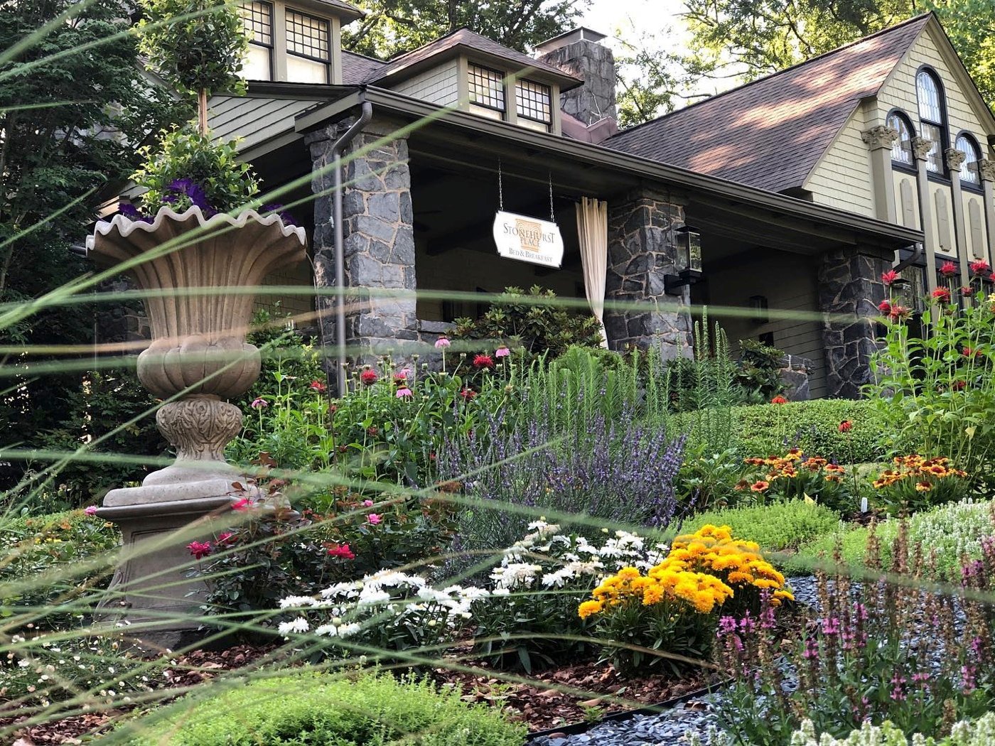 23 Best Hotels in Atlanta (Ranked by a Local!)