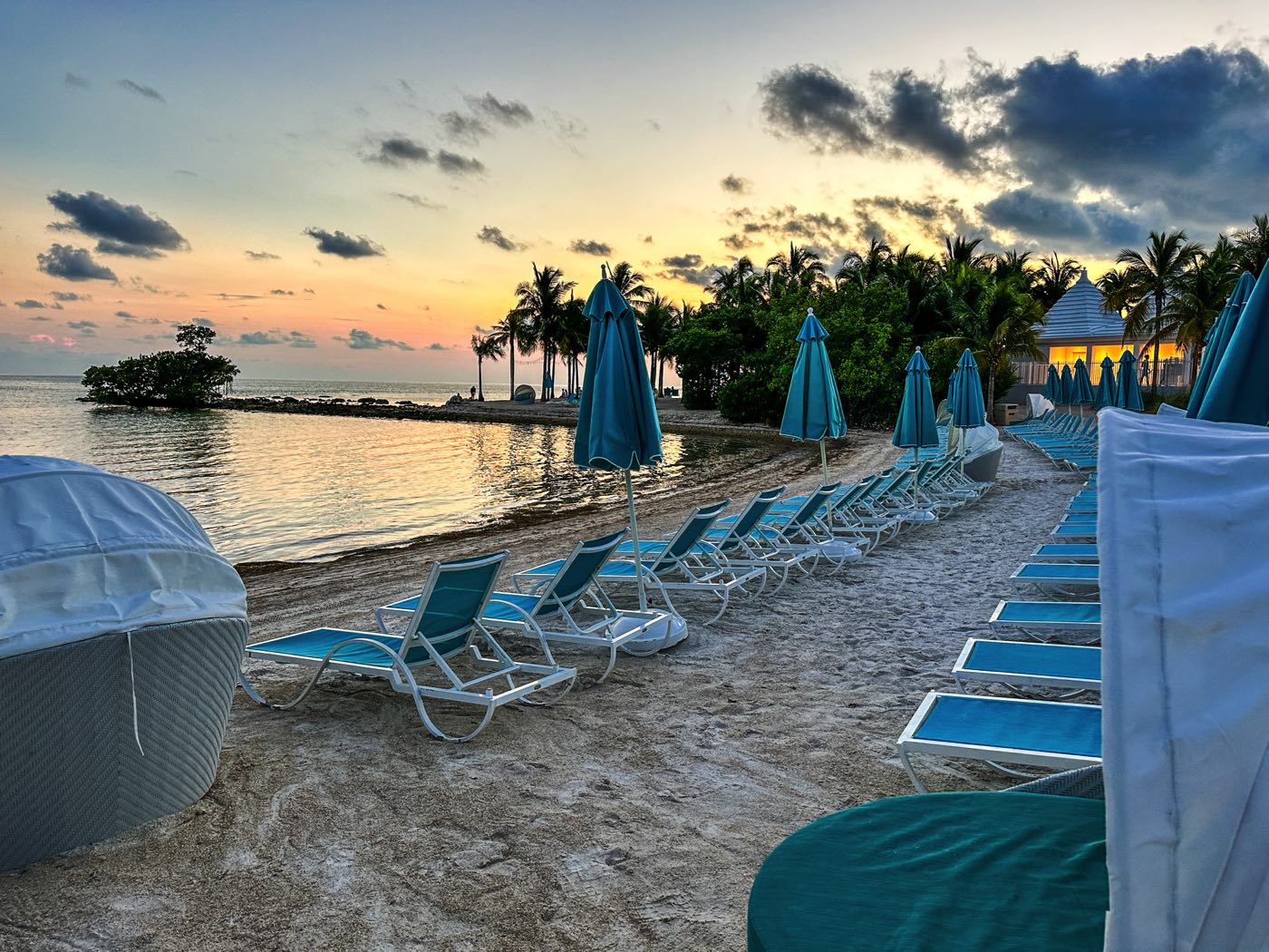 5 Reasons to Make the Gorgeous Isla Bella Beach Resort your Vacay Home ...