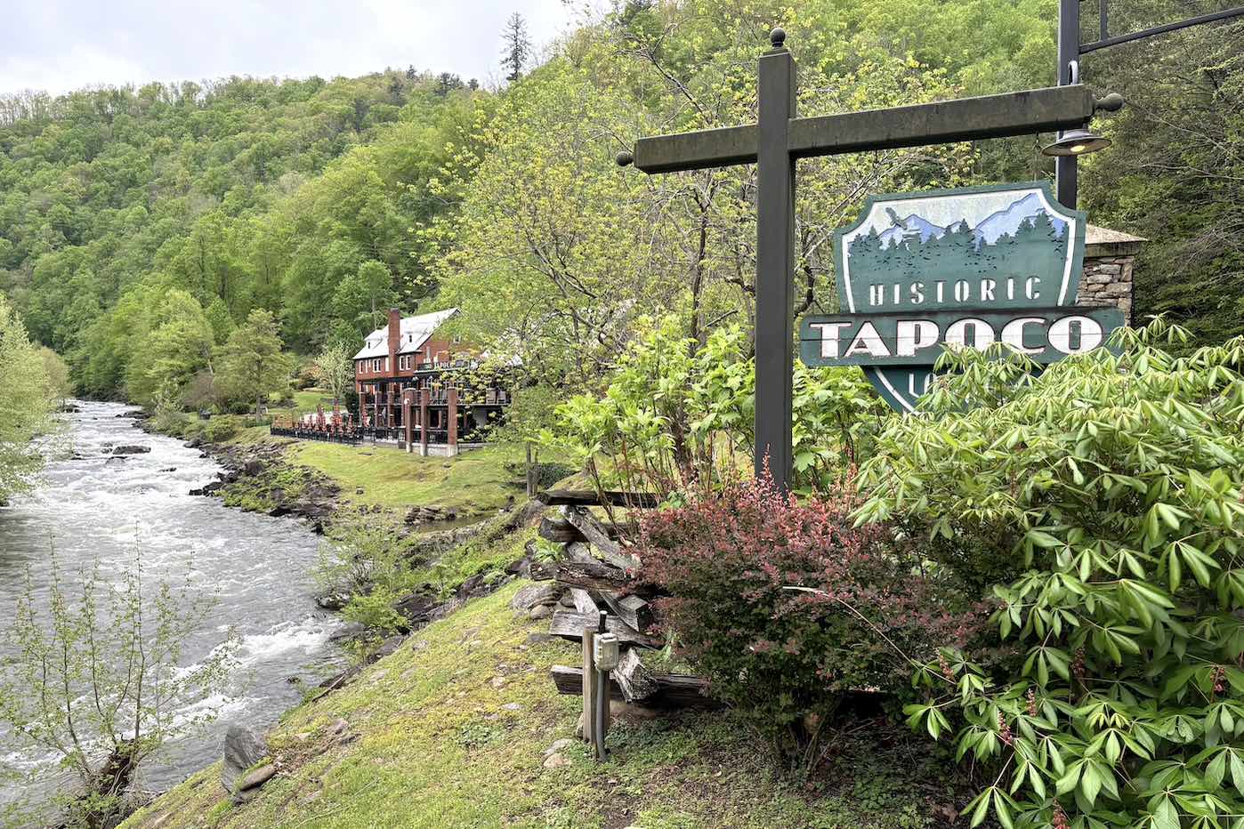 Experience Tranquility at the Historic Tapoco Lodge